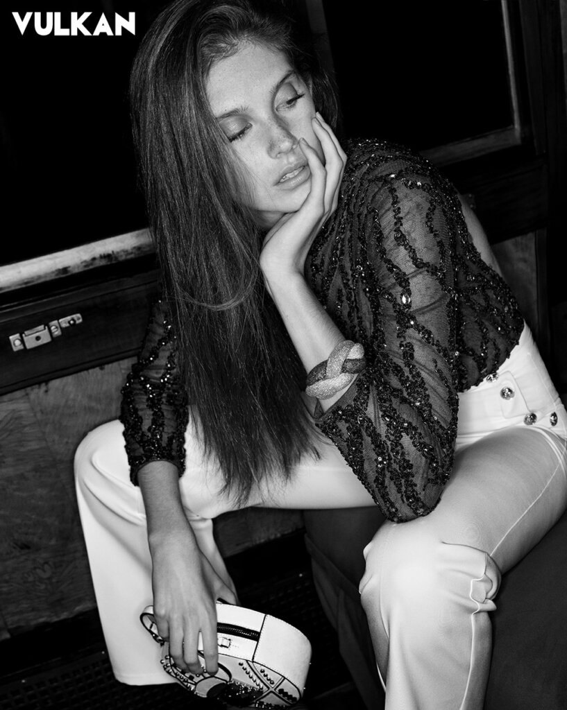 Kayla Hansen | Vulkan Magazine