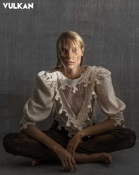 Autumn Ray | Vulkan Magazine