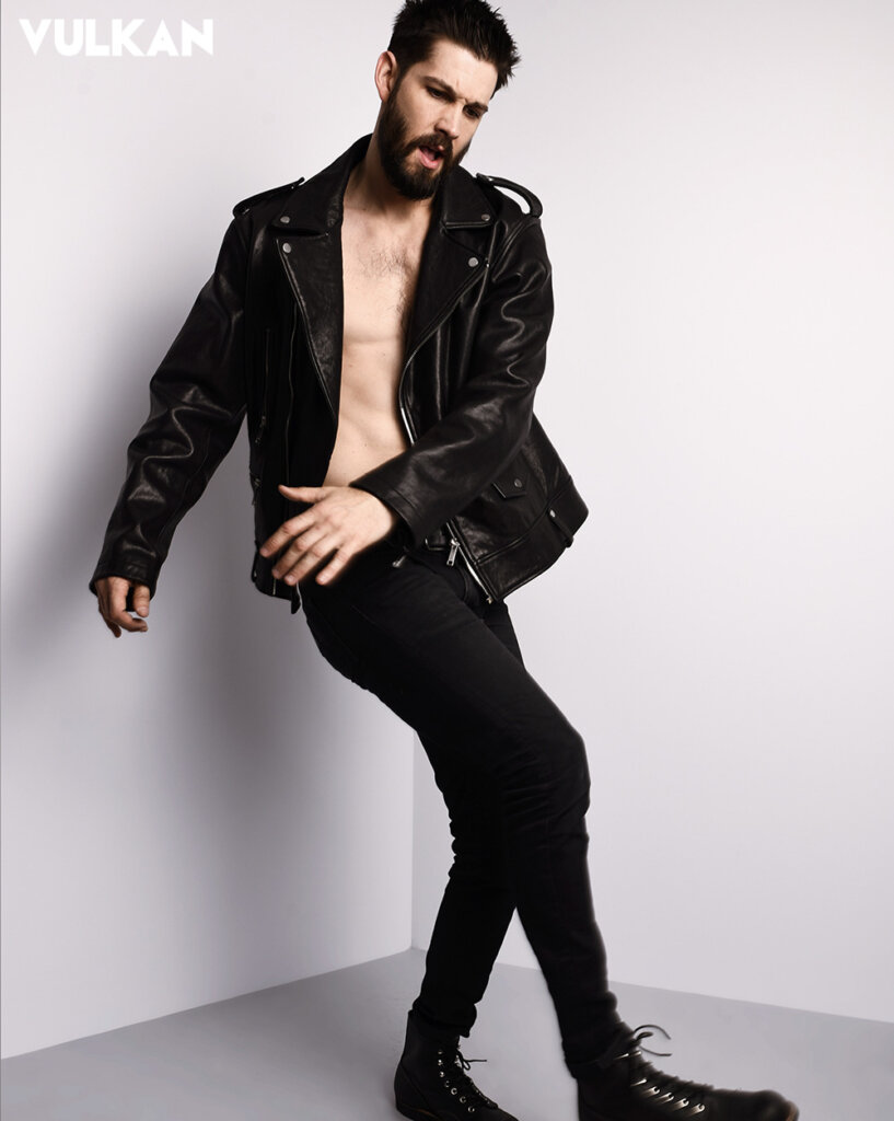 Casey Deidrick | Vulkan Magazine