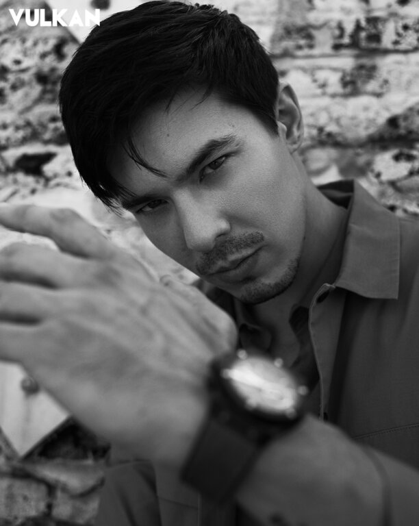 Lewis Tan | Vulkan Magazine