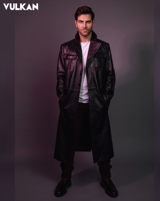 David Giuntoli | Vulkan Magazine