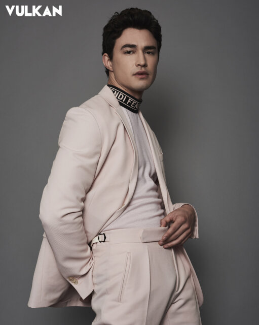 Gavin Leatherwood | Vulkan Magazine