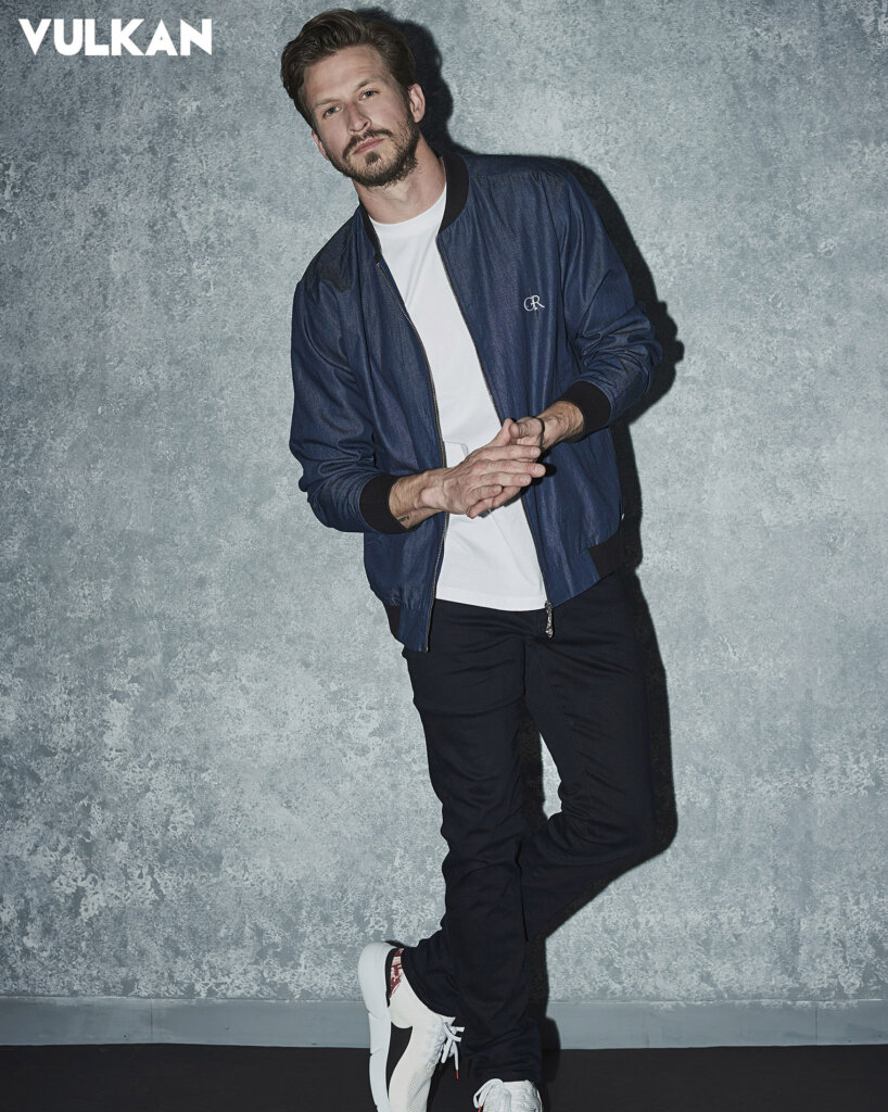 Adam Huber | Vulkan Magazine