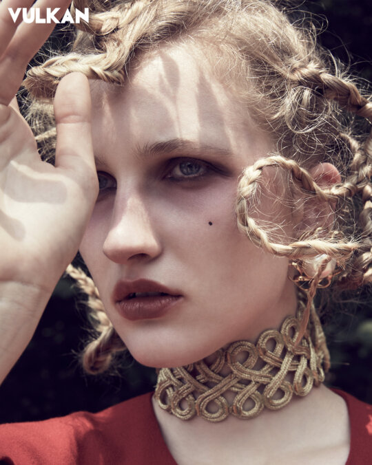 Quiet Commotion | Vulkan Magazine