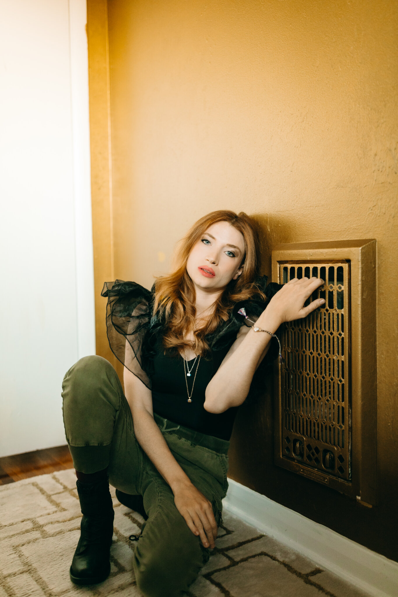 Amanda Jaros | Vulkan Magazine