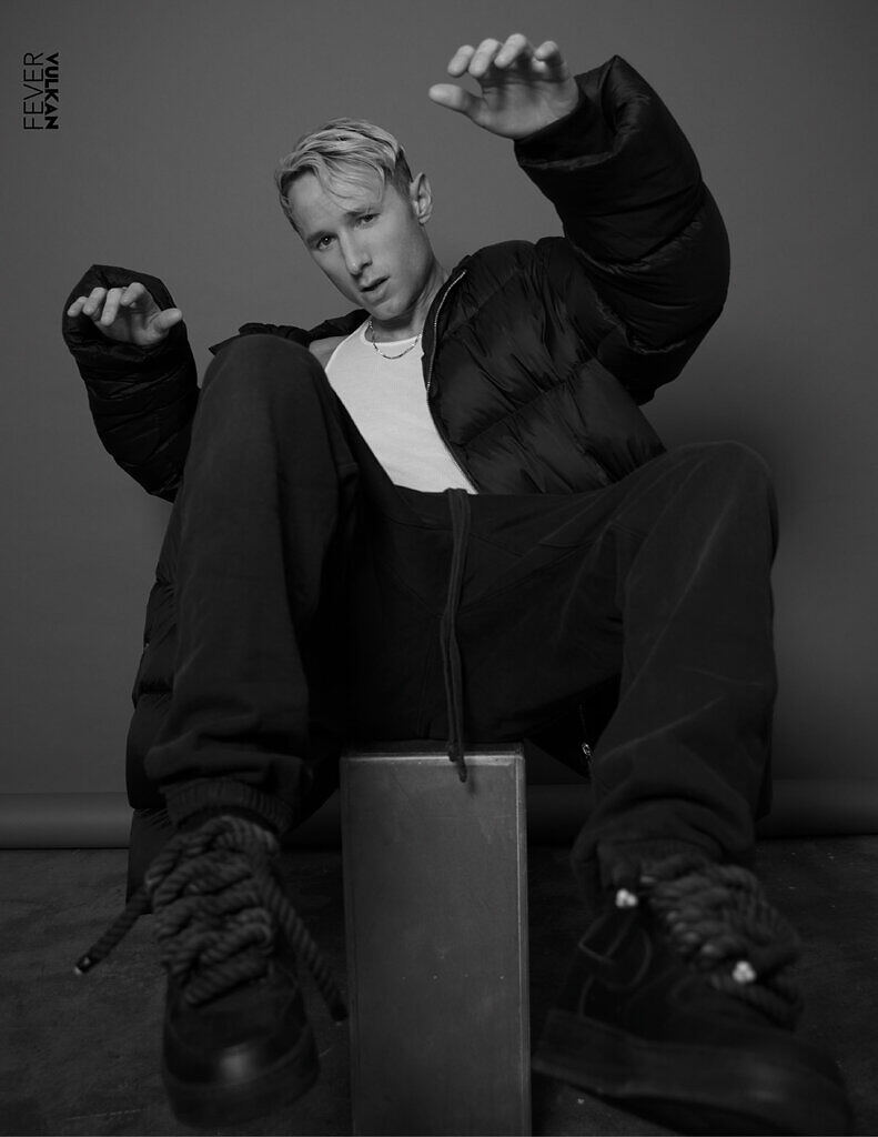 Elliott Taylor | Vulkan Magazine